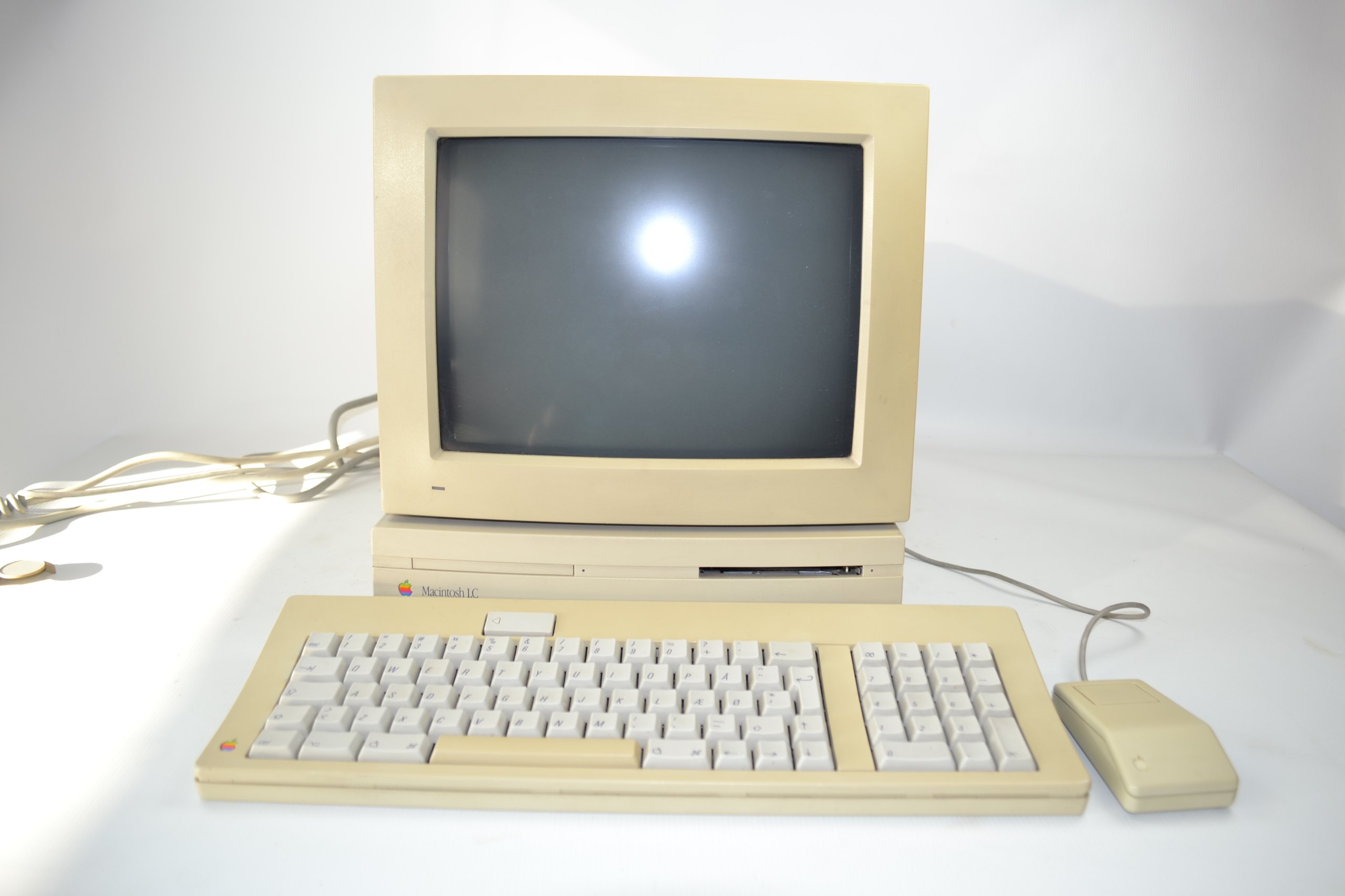 MACINTOSH LC M0350 PEŁEN ZESTAW + DYSKIETKI APPLE - 7236986822 ...