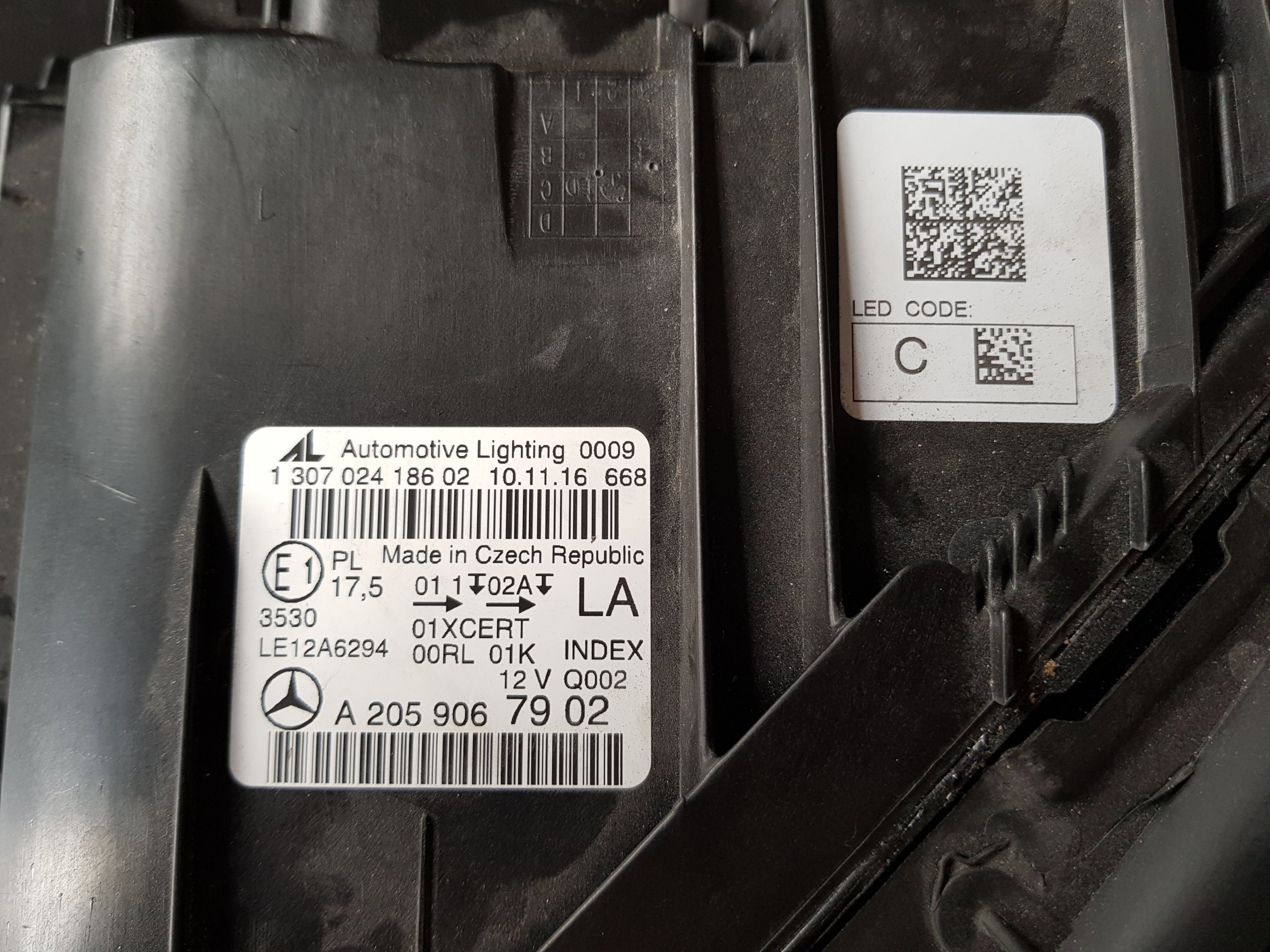 REFLEKTOR LAMPA LEWA C-KLASA C205 A2059067902 - 7213424216 - oficjalne ...