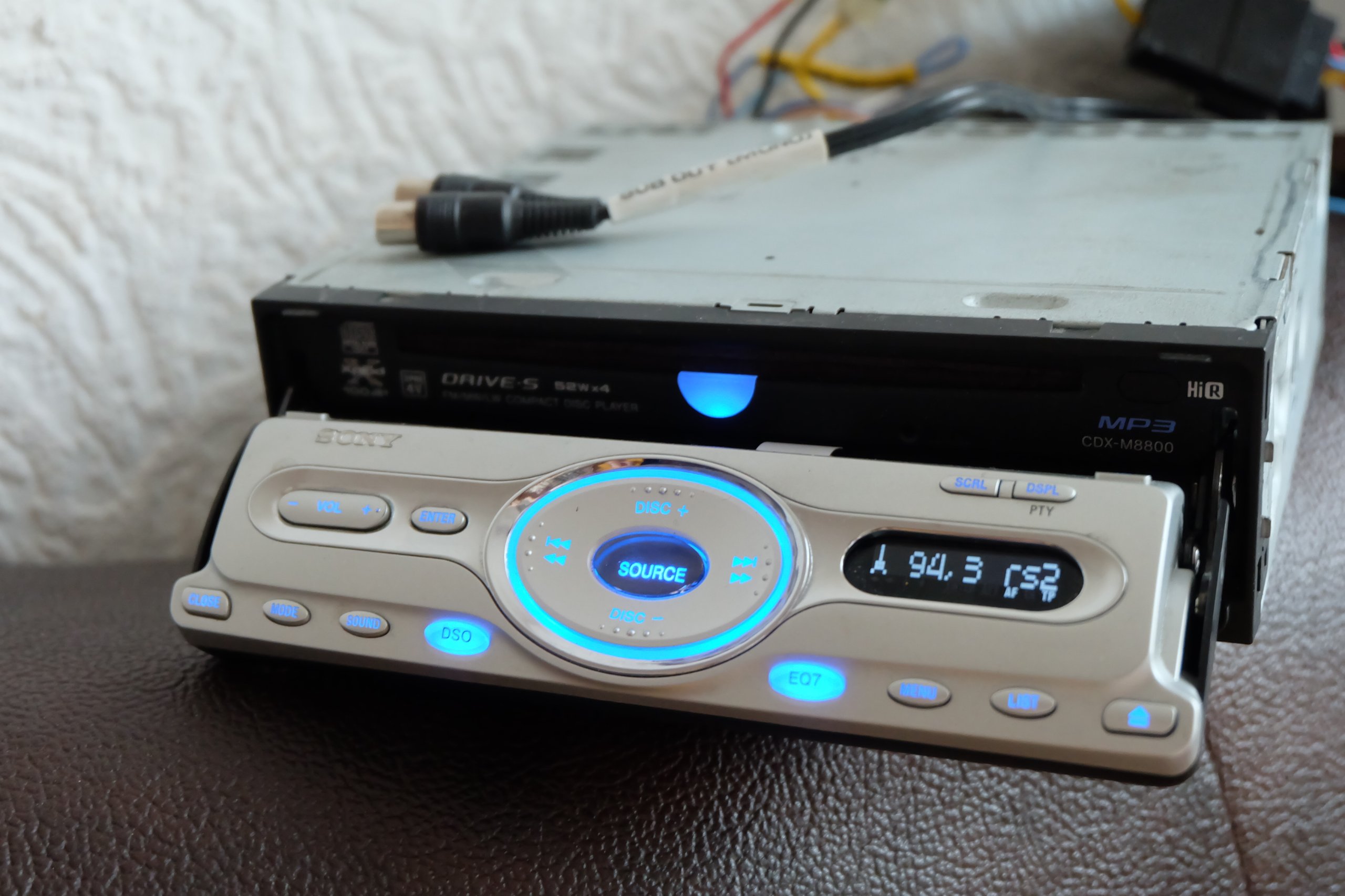 SONY CDX-M8800- Blackpanel-ANIMACJA - 7113756754 - oficjalne archiwum ...