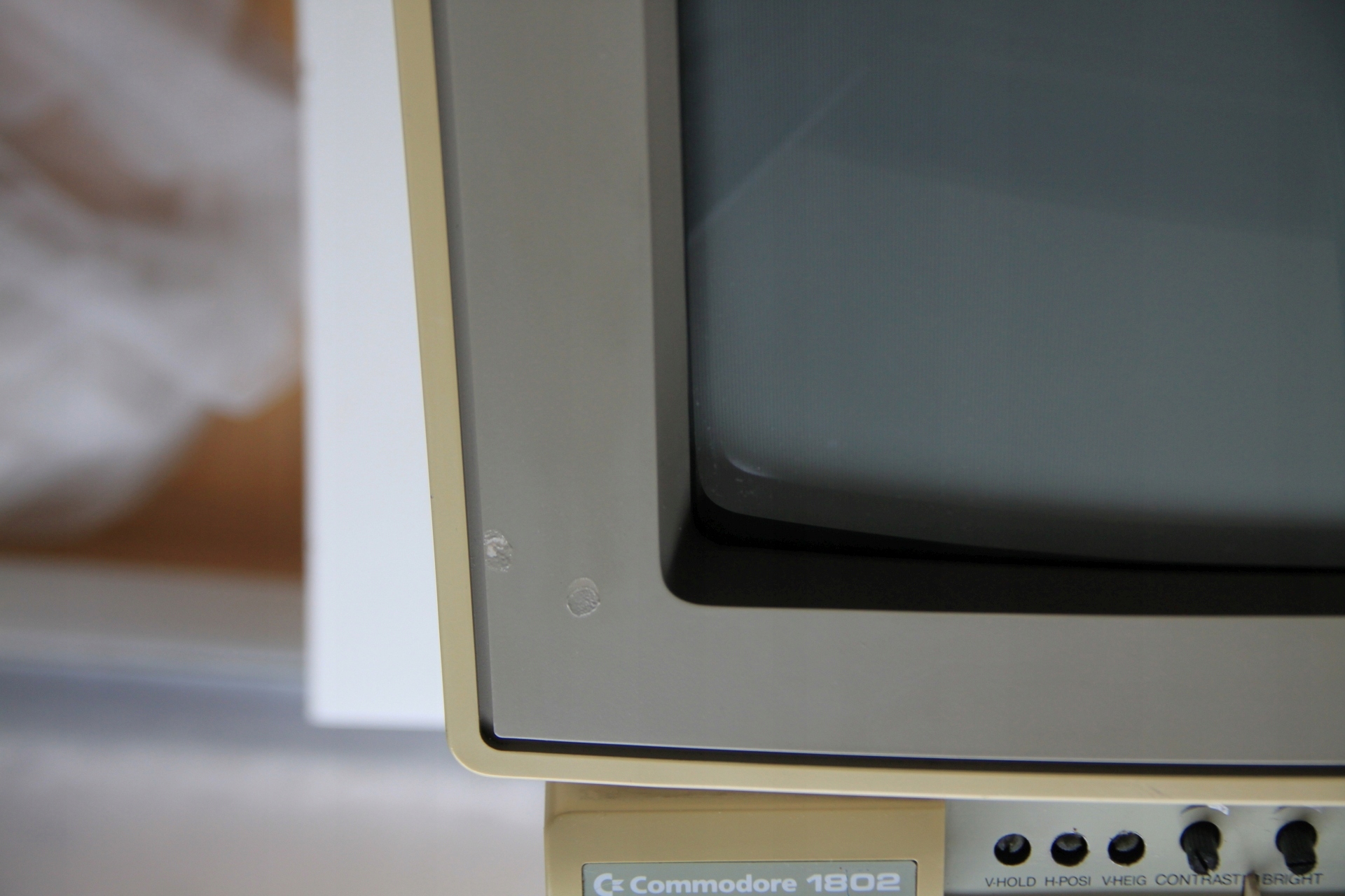 Monitor Commodore 1802 - 7642848437 - oficjalne archiwum allegro