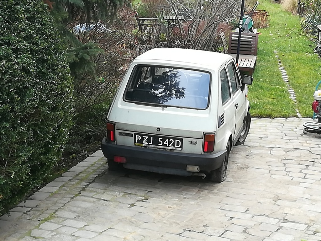Fiat 126p hatchback wersja BIS unikat 700 cm po - 7112407289 ...