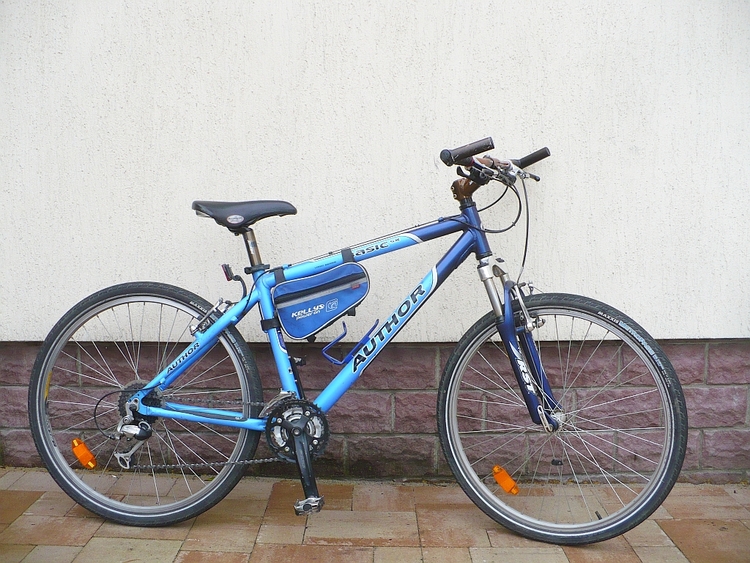 AUTHOR BASIC BDB STAN - 7266001645 - oficjalne archiwum Allegro