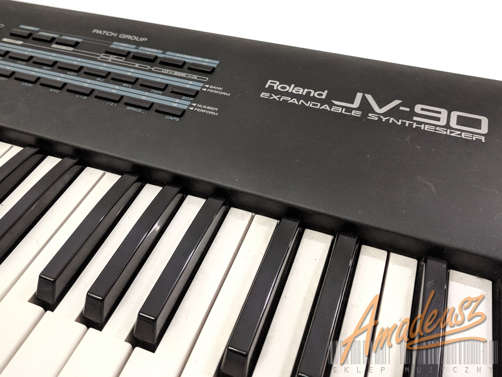 Roland JV-90 - syntezator - 7258658618 - oficjalne archiwum Allegro