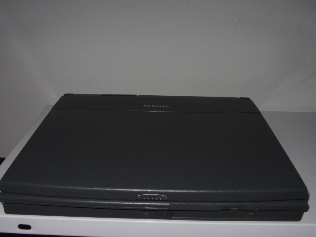 Okazja stary retro laptop Toshiba Tecra 8000 - 7364512092 - oficjalne ...