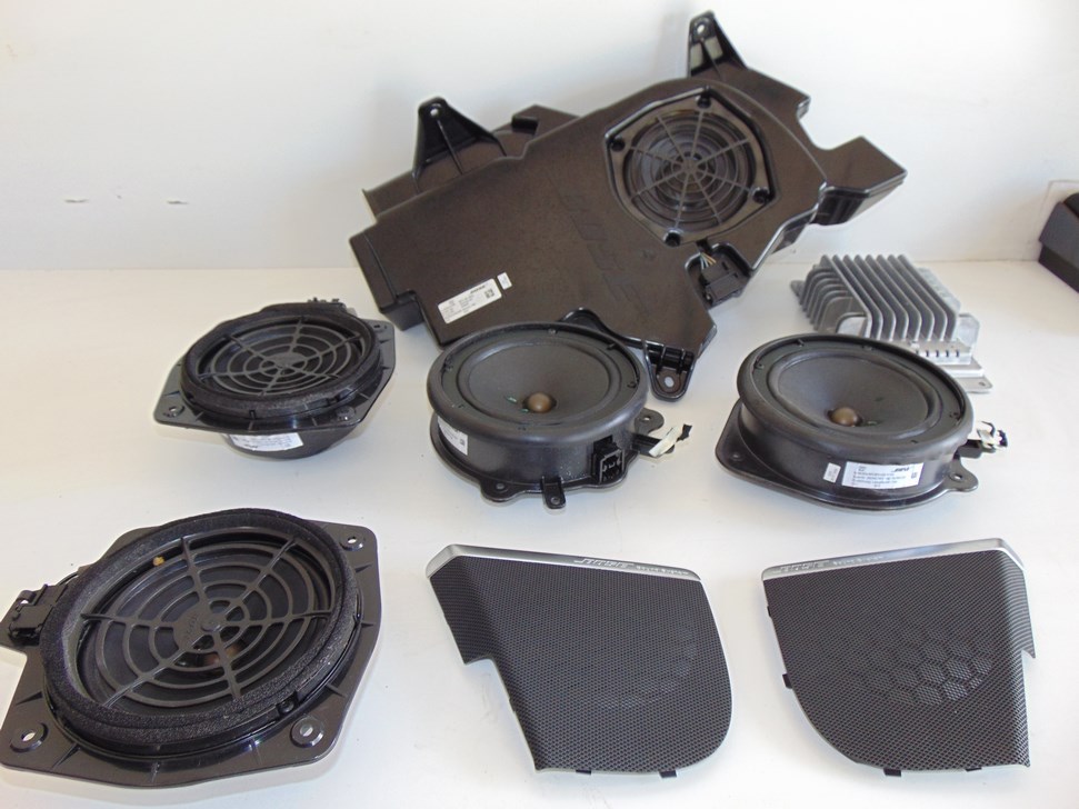 WZMACNIACZ BOSE GLOSNIKI AUDI A3 8P 3D KOMPLET - 7336677274 - oficjalne archiwum Allegro