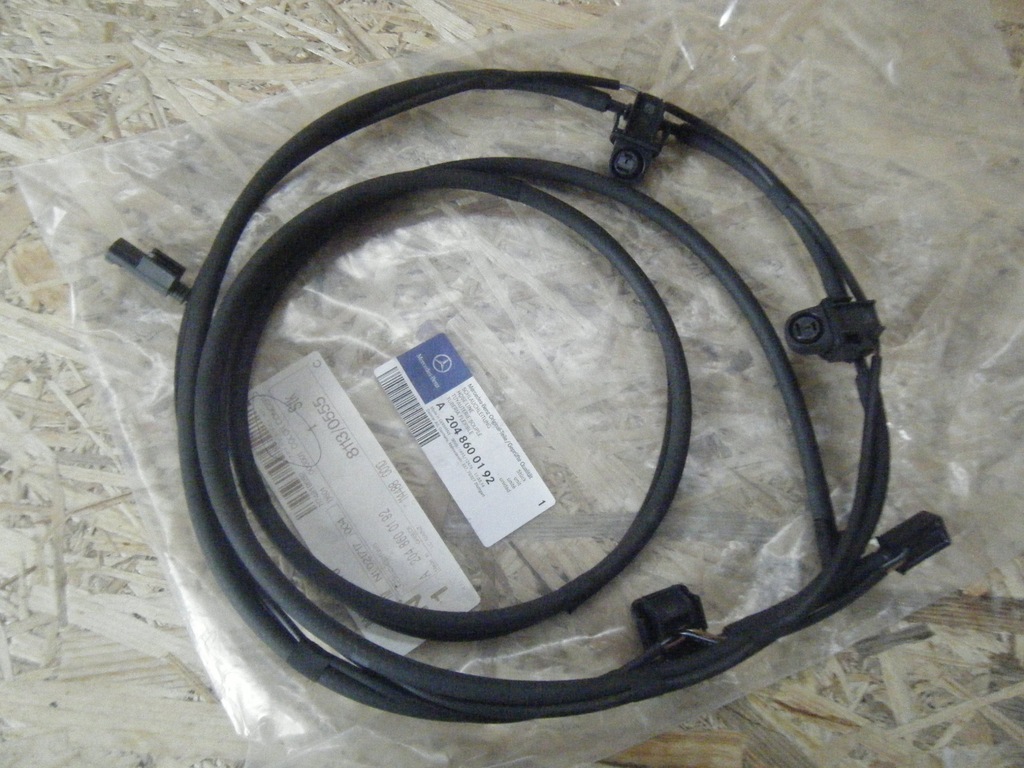 Mercedes W204 spryskiwacze z wężem A2048600192 - 7461748324 - oficjalne ...