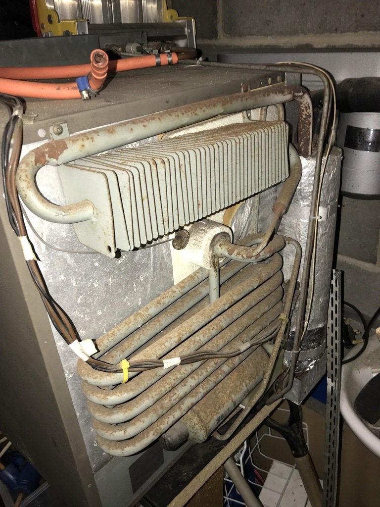 Lodówka Electrolux RM212F kempingowa 60 gaz 12 230 - 7184109457 ... Lodówka Electrolux RM212F kempingowa 60 gaz 12 230 - 7184109457 ...