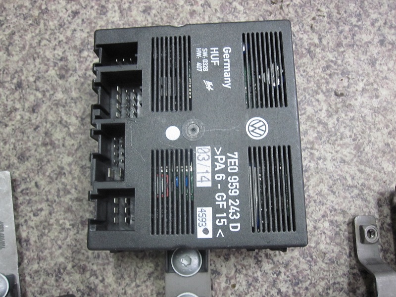 MODUŁ STEROWNIK DRZWI VW T5 T6 LIFT 7H0959243E - 7447743524 - oficjalne ...