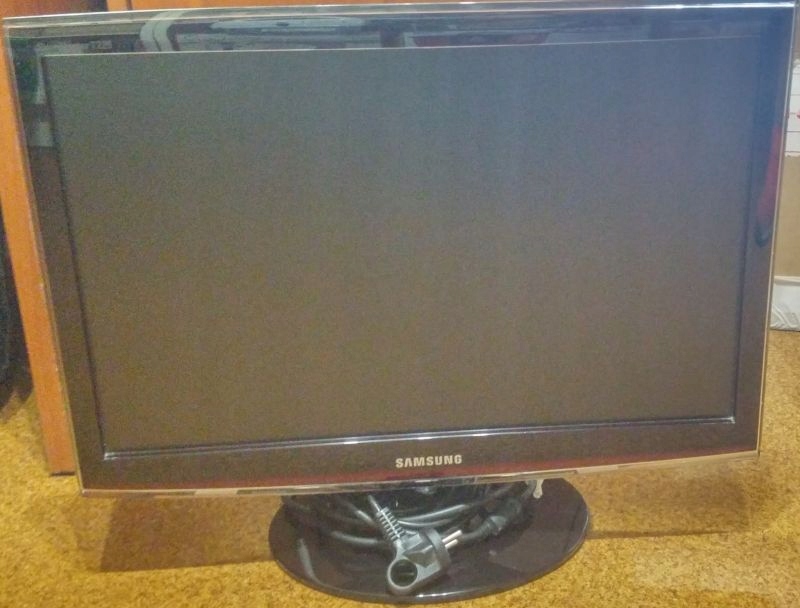 MONITOR SAMSUNG SYNCMASTER T220 - 7669323141 - oficjalne archiwum Allegro