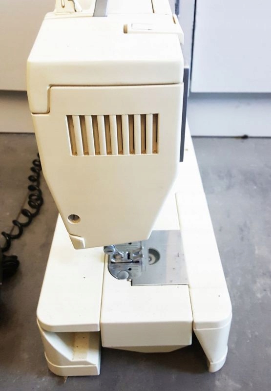 MASZYNA DO SZYCIA SINGER SYMPHONIE 300 + TORBA - 7492289413 - oficjalne ...