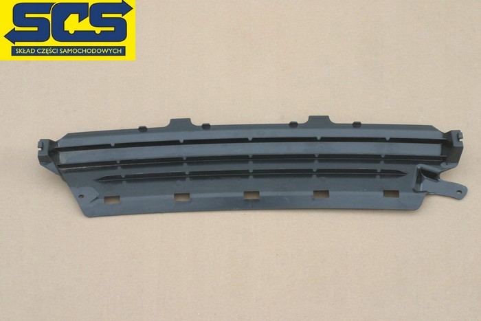 MERCEDES C KLASA W205 OSŁONA ZDERZAKA 2058851524 - 6878849570 ...