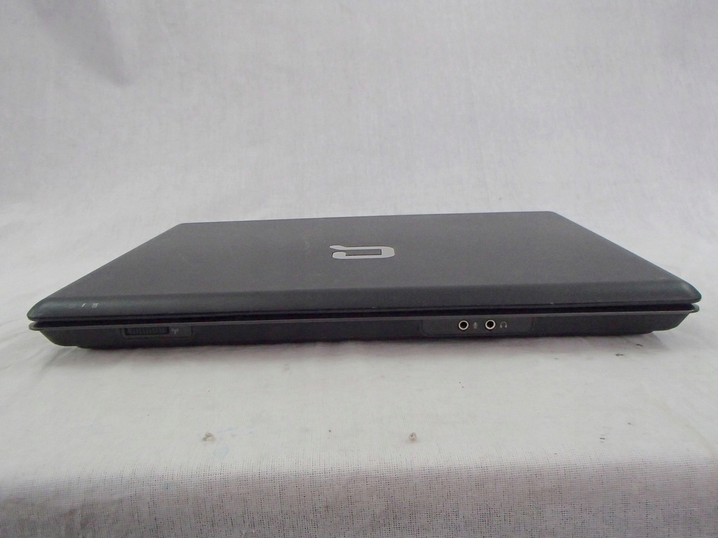 Laptop Compaq Presario F700 Turion X2 4GB 80GB W7 - 7748458227 ...