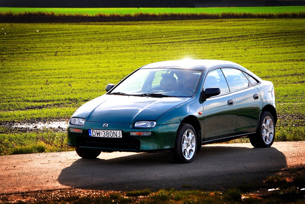 Mazda 323F Limited Edition - 7109768701 - oficjalne archiwum Allegro