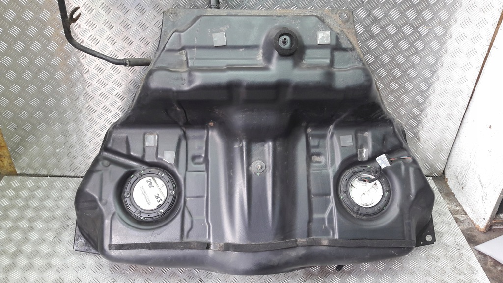 Mercedes W221 bak zbiornik pompka paliwa 3.0CDI V6 - 7644969827 ...