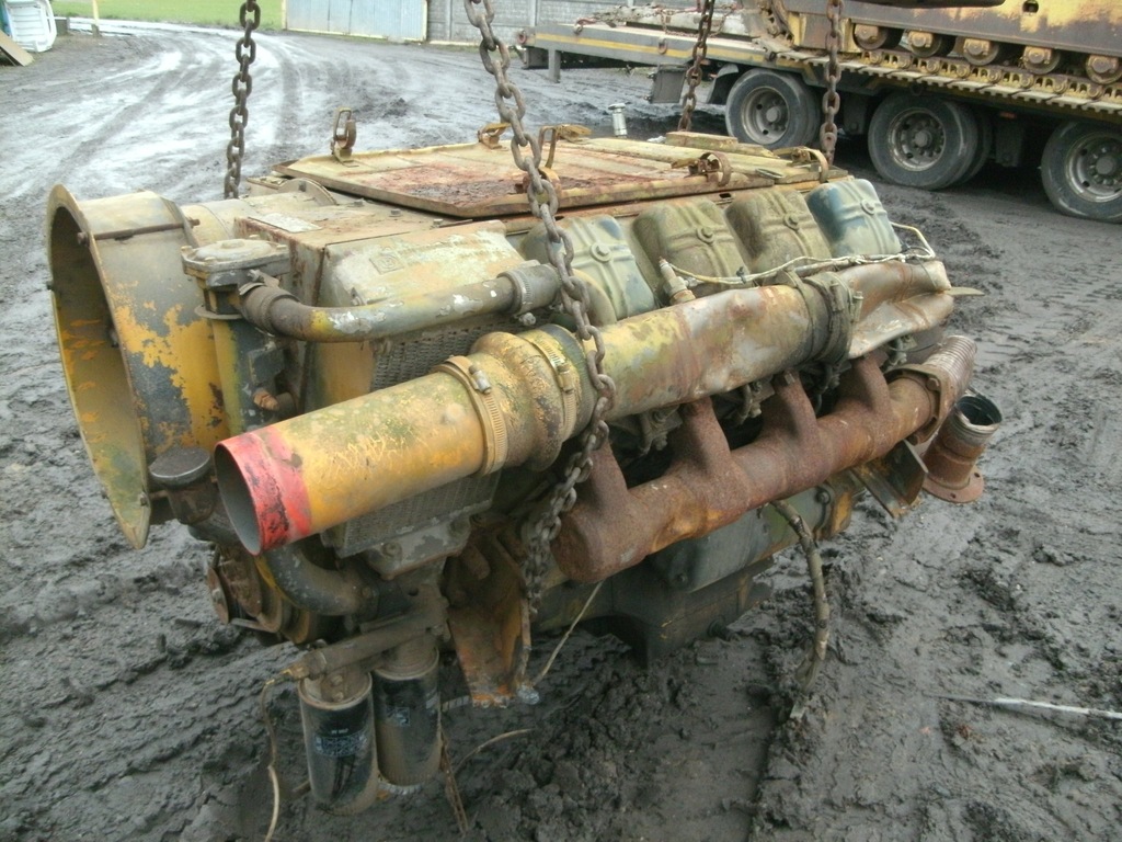 KOPARKA O&K RH18 SILNIK V8 8L413F DEUTZ BDB - 7129244479 - oficjalne ...