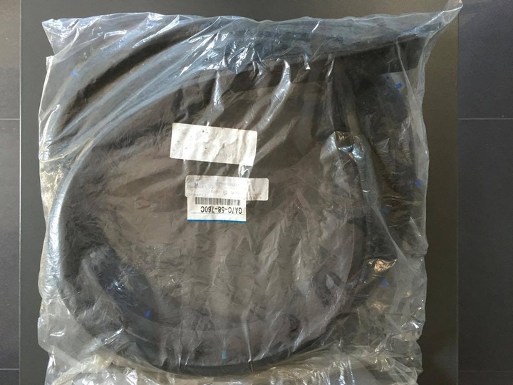 MAZDA FORRO DE PUERTA NUEVO ORIGINAL GA7C-58-760C ga7c-58-760c ...